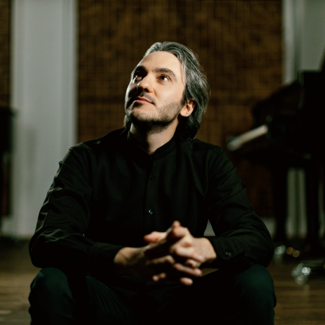 Alexander Gadjiev im DW-Interview über Gorizia und Nova Gorica ...